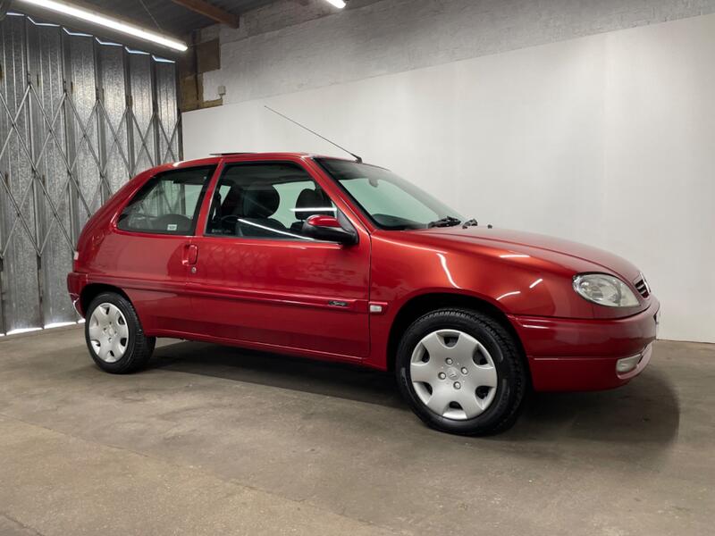 Used CITROEN SAXO 2003 Red in Gainsborough, Lincolnshire | Classic Classics